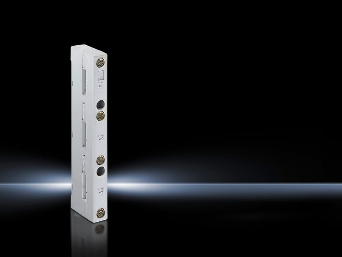 9340000 Busbar support for flat copper busbars