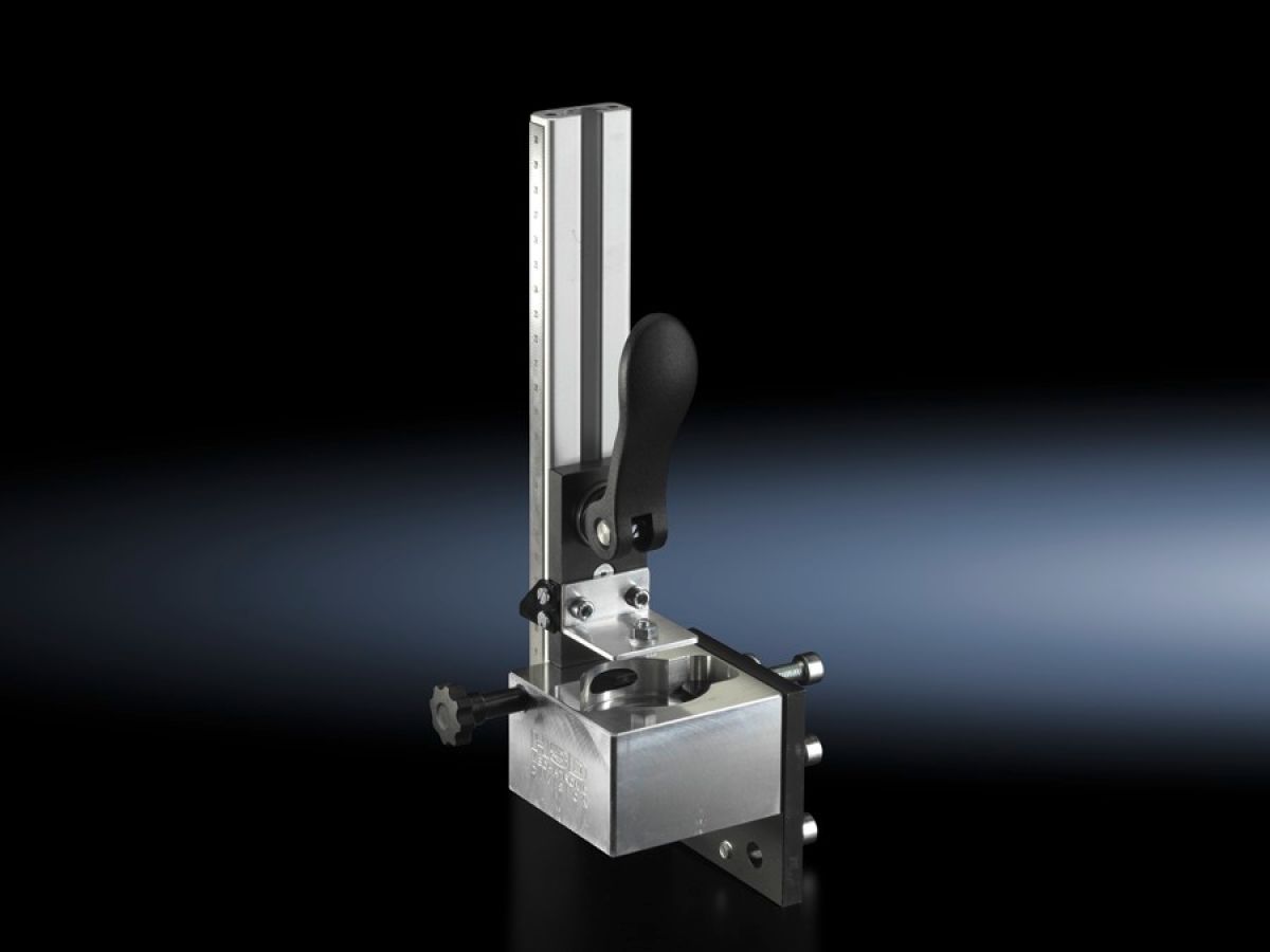 Tool mounting aid