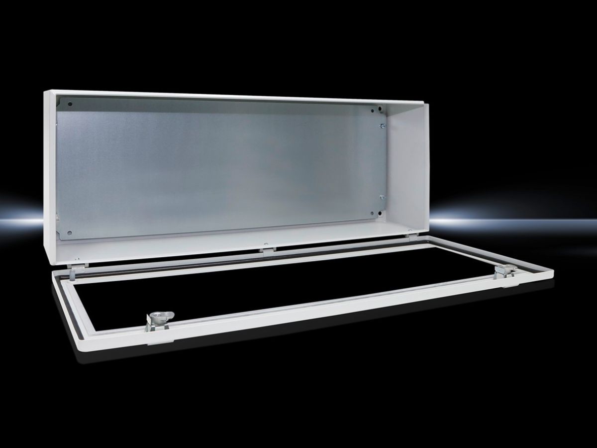1579530 Bus enclosures BG