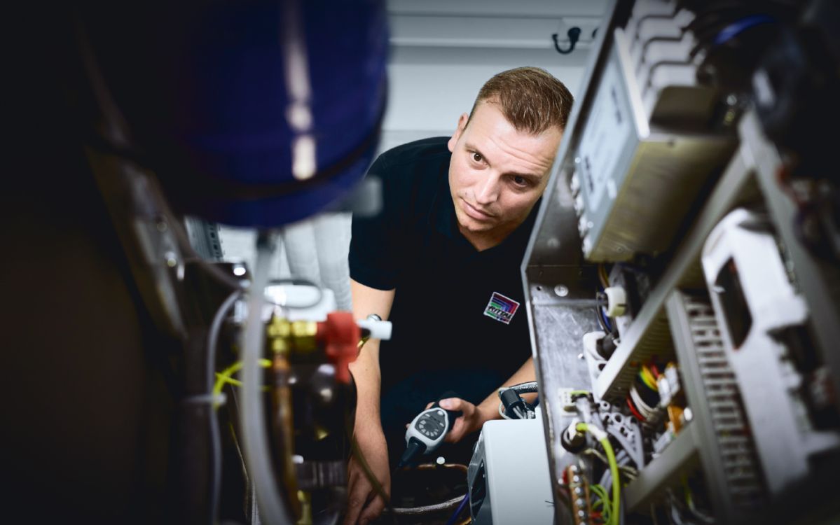 Service & Onderhoud | 24/7 support en maximale uptime | Rittal